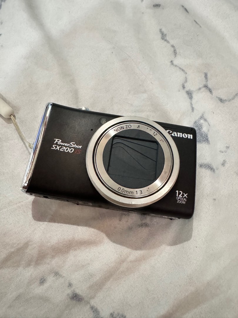 Canon Powershot SX 200 IS on Carousell