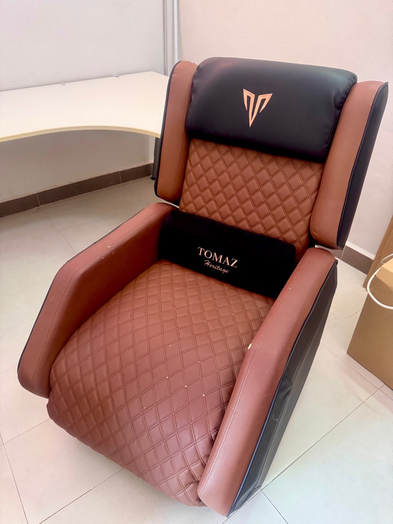 Chair sofa Tomaz Buster recliner, Furniture & Home Living, Furniture, Chairs on Carousell