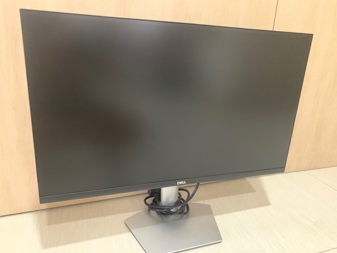 Dell 27 inch monitor usb-c 2k IPS screen with warranty, Computers ...