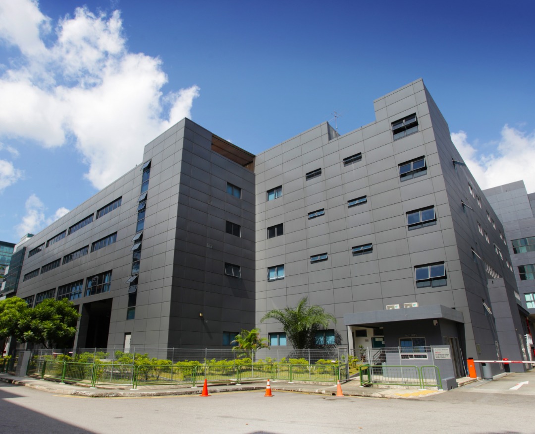 Fitted unit with good corporate image, walk to Commonwealth mrt ...