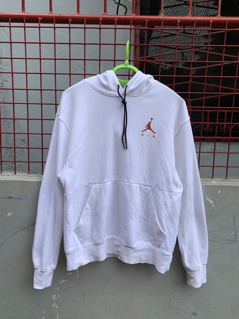 Jordan side logo, Men's Fashion, Coats, Jackets and Outerwear on Carousell