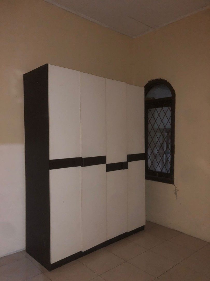 Lemari pakaian, Perabotan Rumah di Carousell
