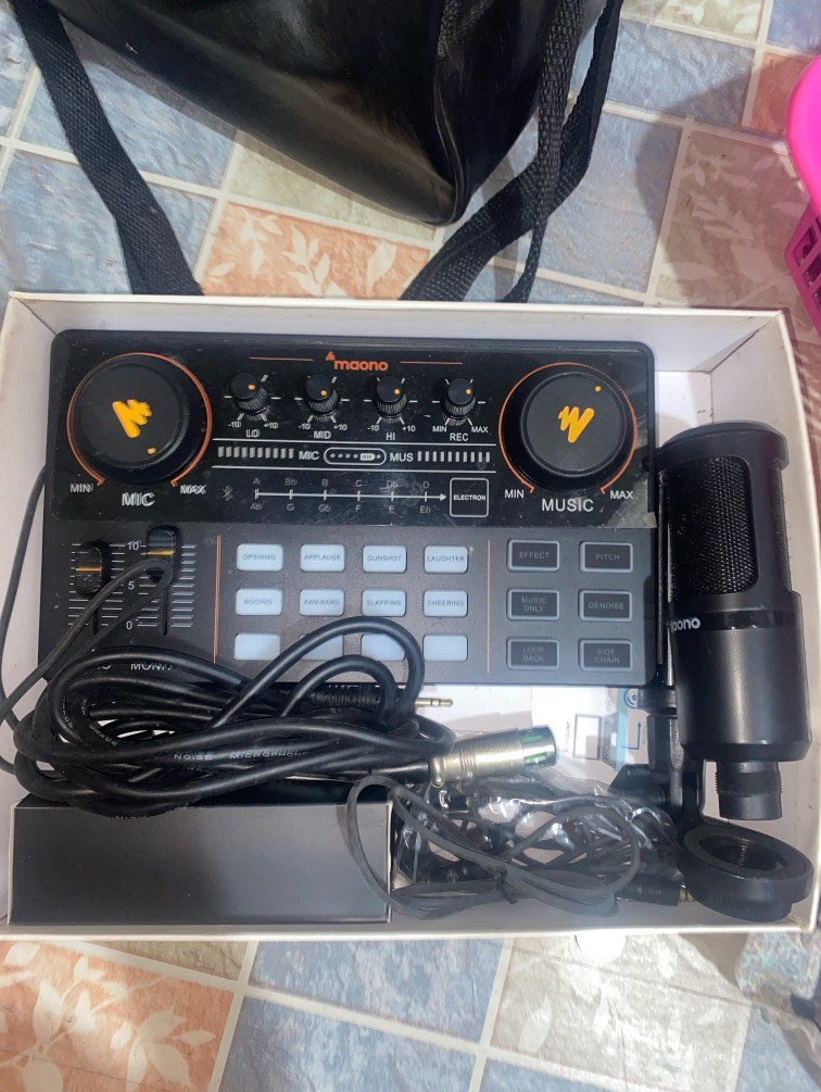 Maono set, Audio, Microphones on Carousell