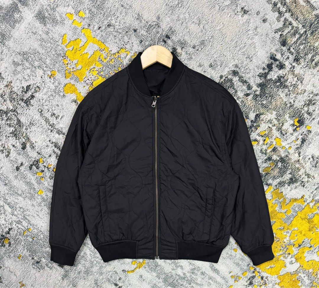 Original GU Bomber Jacket, Men's Fashion, Coats, Jackets and Outerwear ...