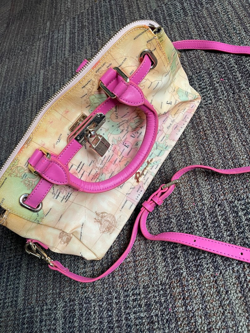 Paprika Map Bag, Men's Fashion, Bags, Sling Bags on Carousell