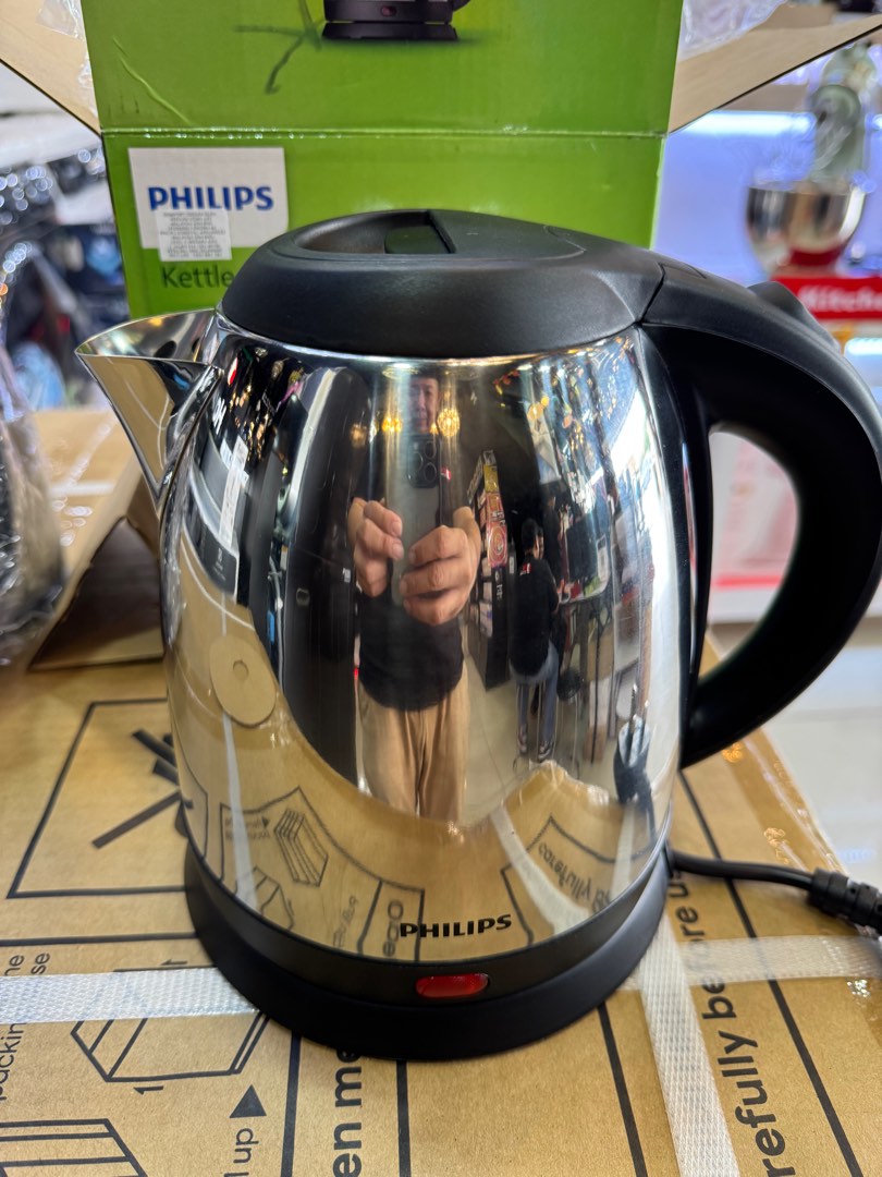 Philips kettle hd9303 1.2l, TV & Home Appliances, Kitchen Appliances ...