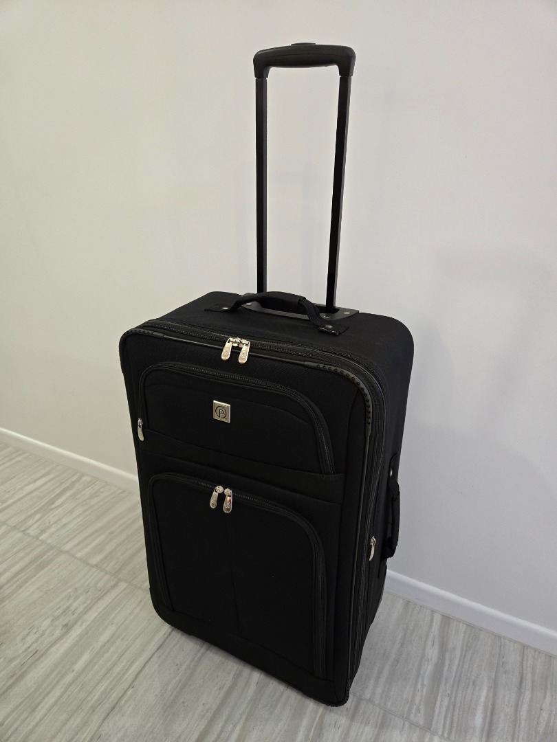 Protege 25" Regency Checked 2-Wheel Upright Luggage, Hobbies & Toys ...