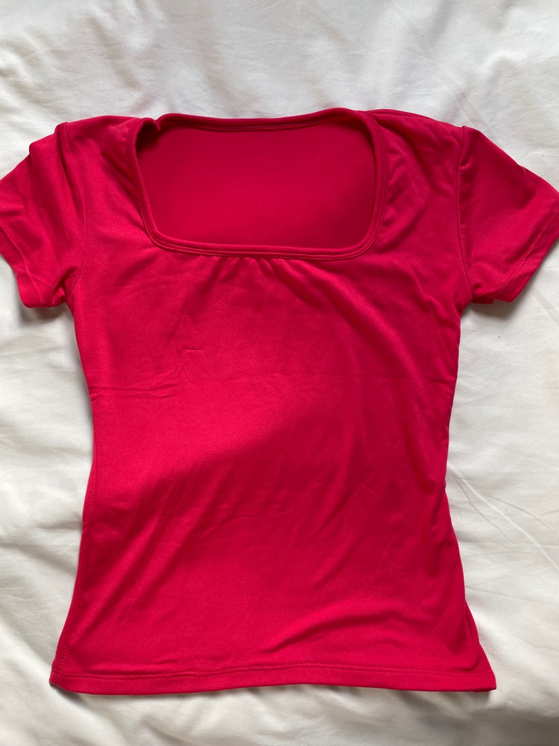 red square neck top, Women's Fashion, Tops, Others Tops on Carousell