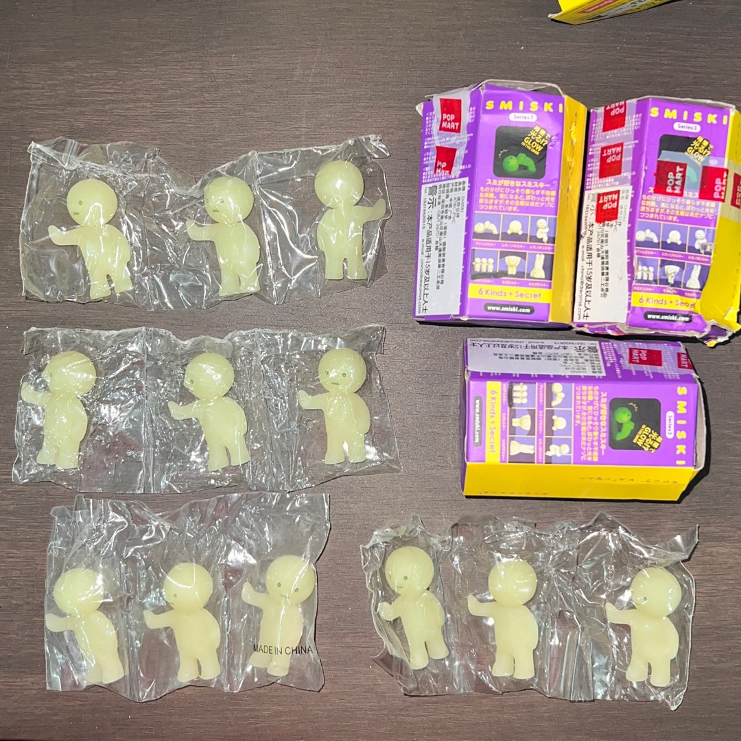 smiski s3 triplets, Hobbies & Toys, Toys & Games on Carousell