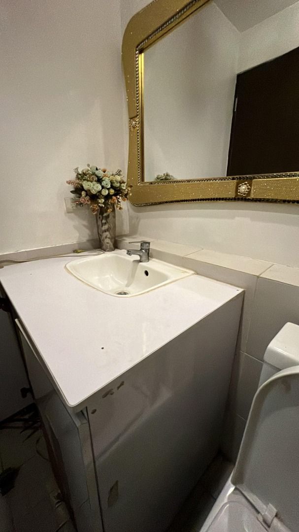 SOHO Studio Condo Unit North EDSA - Vinia Residence, Property, Rentals ...