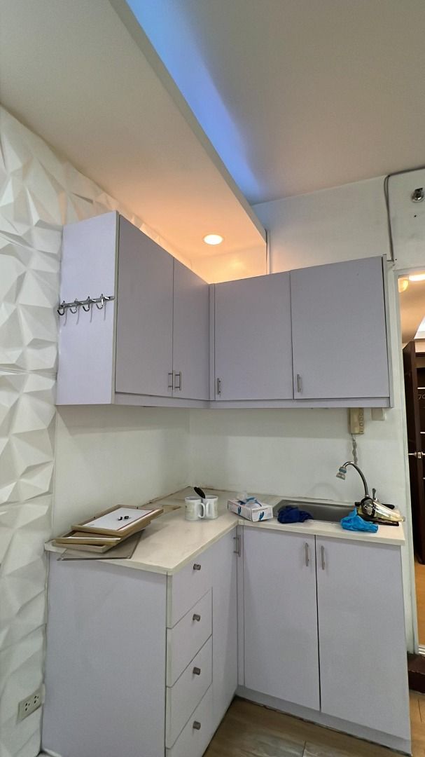 SOHO Studio Condo Unit North EDSA - Vinia Residence, Property, Rentals ...