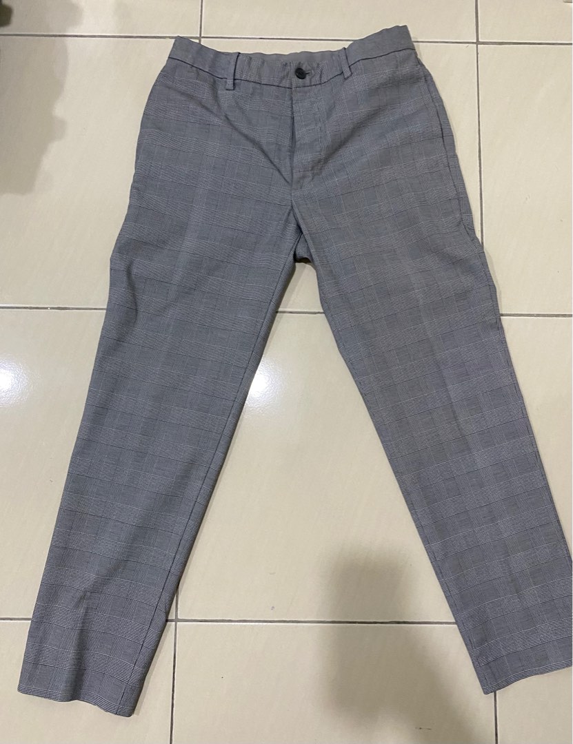UNIQLO OFFICE SLACK, Men's Fashion, Bottoms, Trousers on Carousell