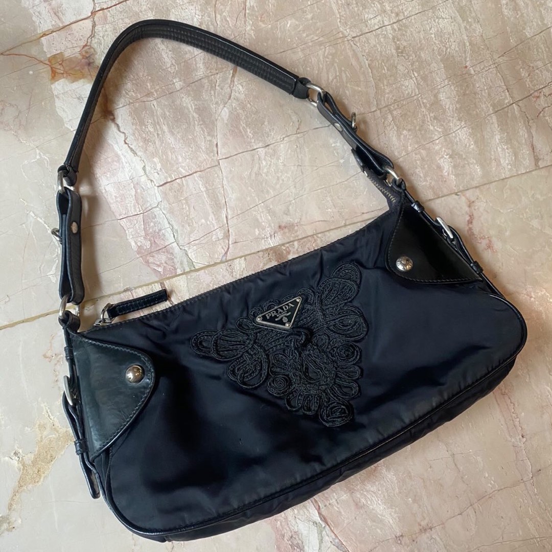 Vintage Prada Embroidery Pochette Black Bag, Fesyen Wanita, Tas ...