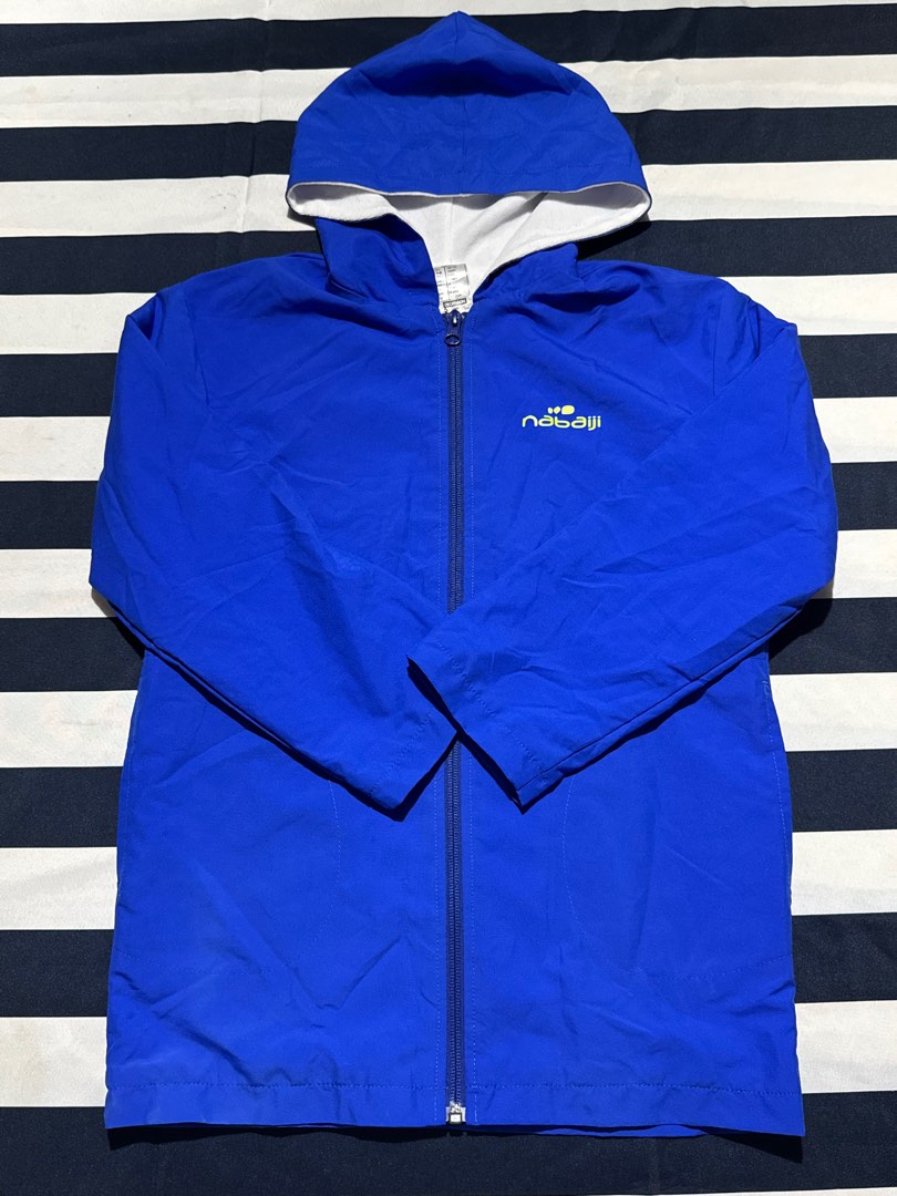 Decathlon Kids Swim Towel Jacket, Babies & Kids, Babies & Kids Fashion ...