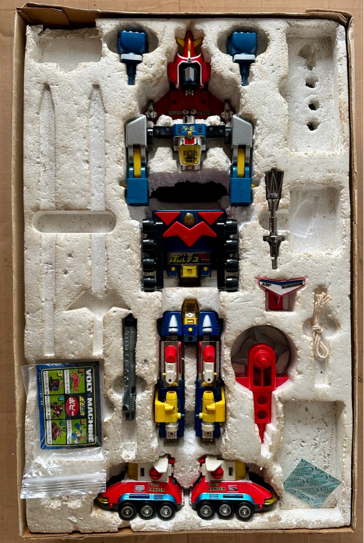 DX Voltes V Yellow Elbow w/ Box, Hobbies & Toys, Toys & Games on Carousell