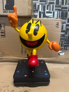 First 4 Figures Pac Man Exclusive Version 17" Statue, Hobbies & Toys ...