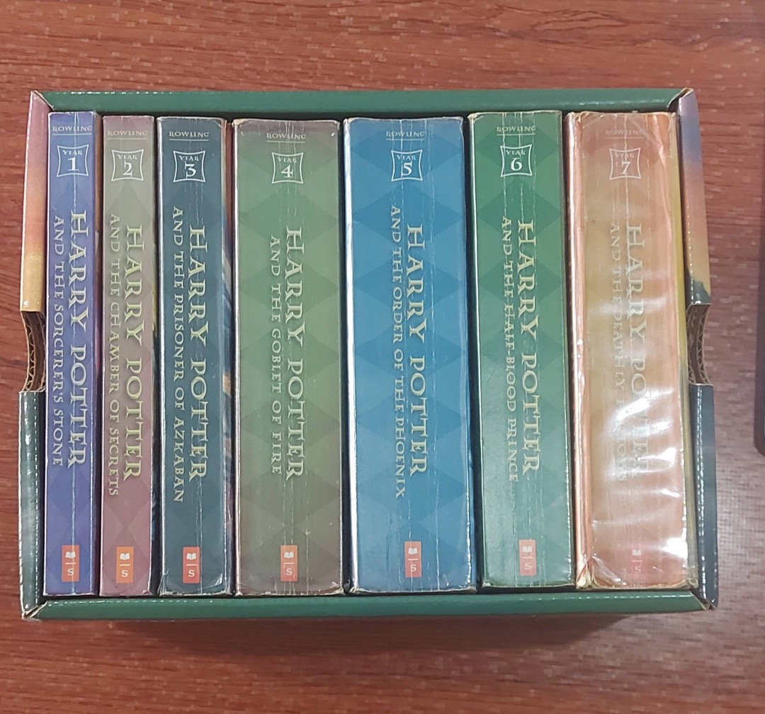 Harry Potter Series by J.K. Rowling (7 books) + HP and The Cursed Child ...