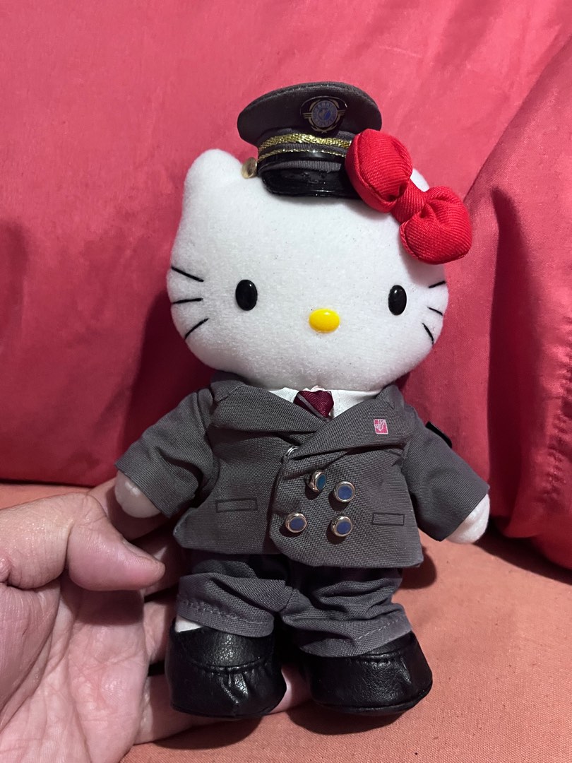 Hello kitty army, Hobbies & Toys, Toys & Games on Carousell