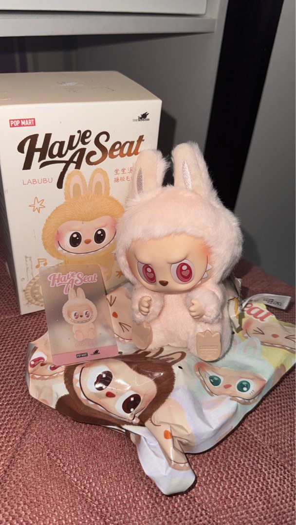 Labubu v2 (dada), Toys & Collectibles, Mainan di Carousell