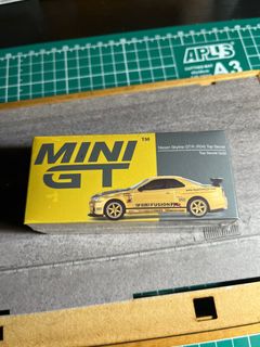 MINI GT NISSAN SKYLINE GT-R R32 (589), Hobbies & Toys, Toys & Games on ...