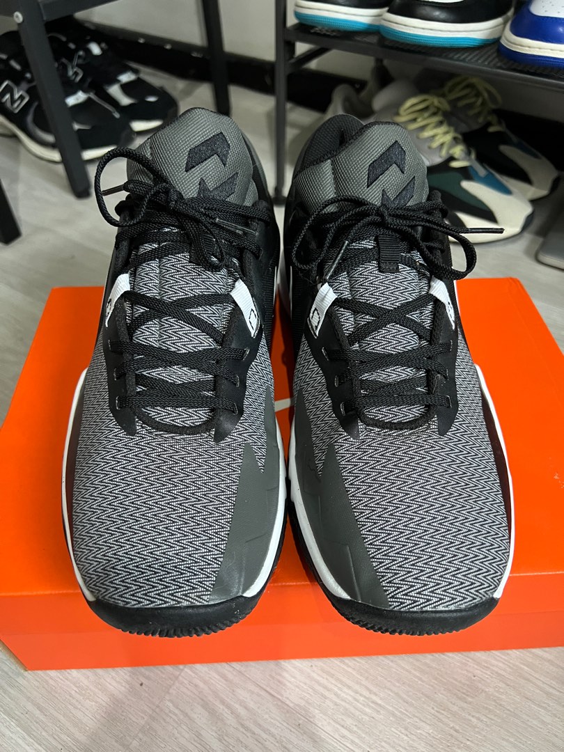 Nike Precision 6 Oreo, Men's Fashion, Footwear, Sneakers on Carousell
