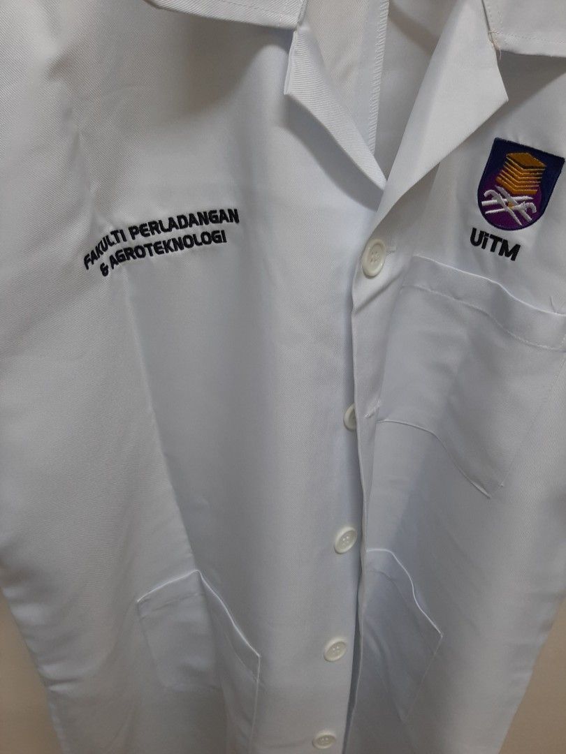Preloved (Lab Coat | Kot Makmal) Ada Logo dan Fakulti, Women's Fashion ...