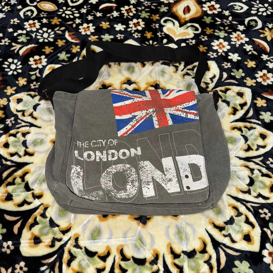 ROBIN RUTH SLING BAG (CANVAS TEBAL), Men's Fashion, Bags, Sling Bags on ...