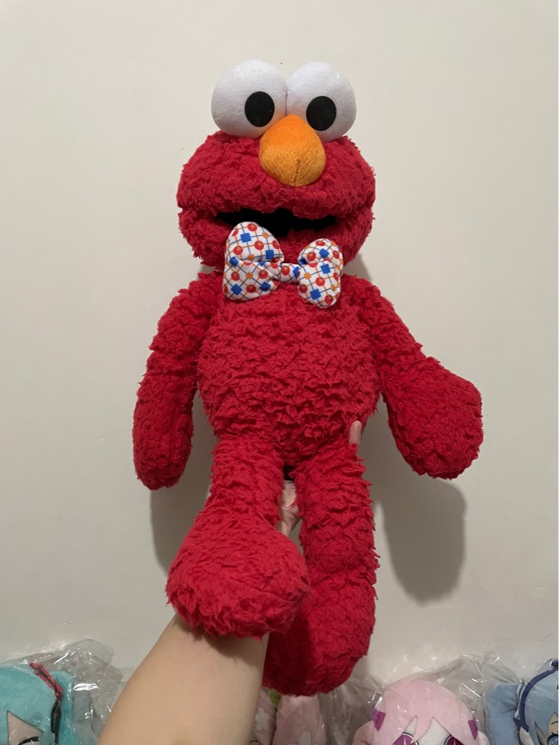 Sesame Street Elmo Bow Tie Big Plush, Hobbies & Toys, Toys & Games on ...