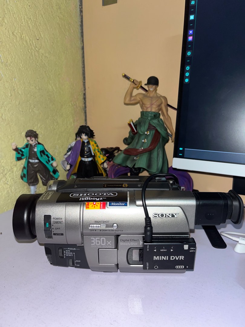 Sony handycam ccd-trv66 hi8 (TAPELESS), Photography, Video Cameras on ...