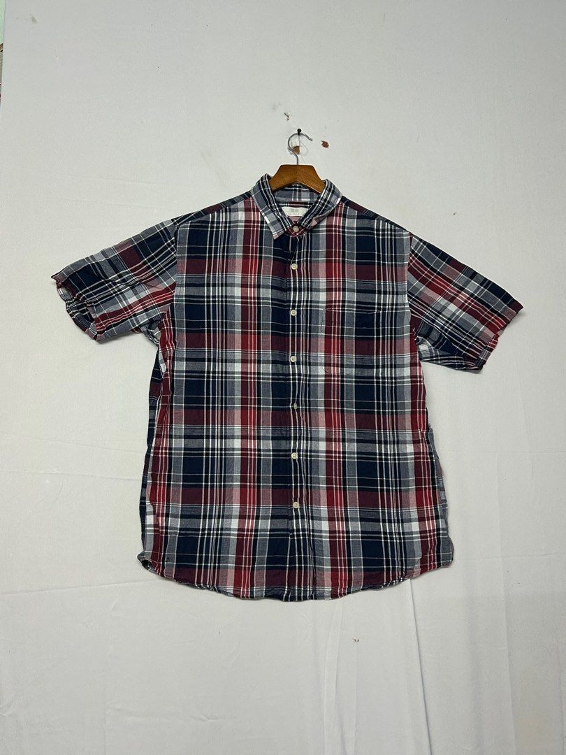 (B8) UNIQLO MEN SHIRT BUTTON UPS SINGLE POCKET SHORTSLEEVED, Men's ...