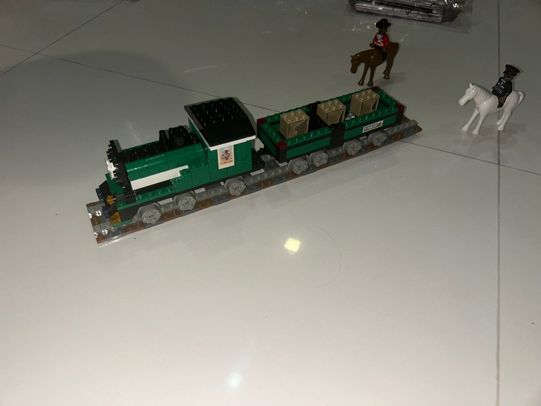 Emco Train Set (Has some missing parts), Hobbies & Toys, Toys & Games ...