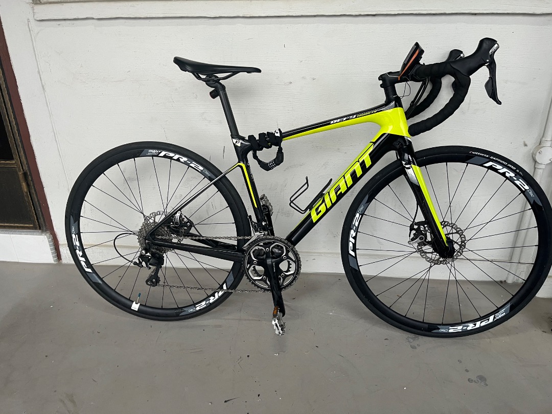 giant defy adv 2 carbon, Sports Equipment, Bicycles & Parts, Bicycles ...