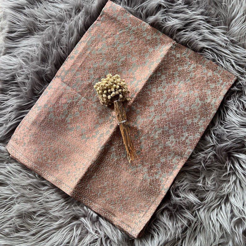 Kain songket indonesia raya kain wrapped songket, Women's Fashion ...