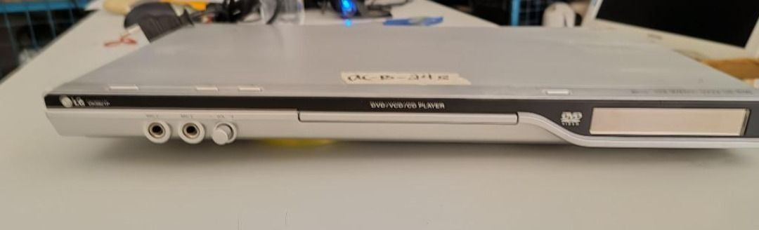 LG DVD/CD/VCD PLAYER with 2 Microphone port PHP 1,500, TV & Home Appliances, TV & Entertainment ...
