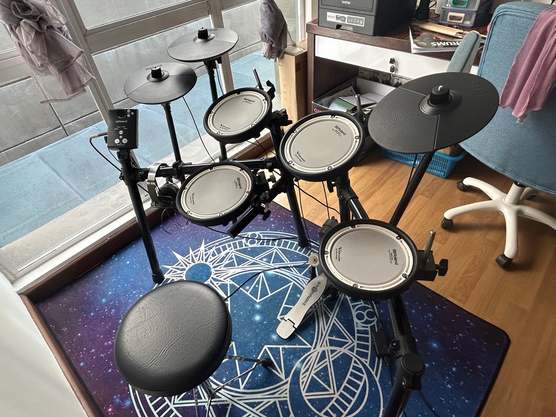 Roland TD1-DMK electronic drum set, Hobbies & Toys, Music & Media, Musical Instruments on Carousell