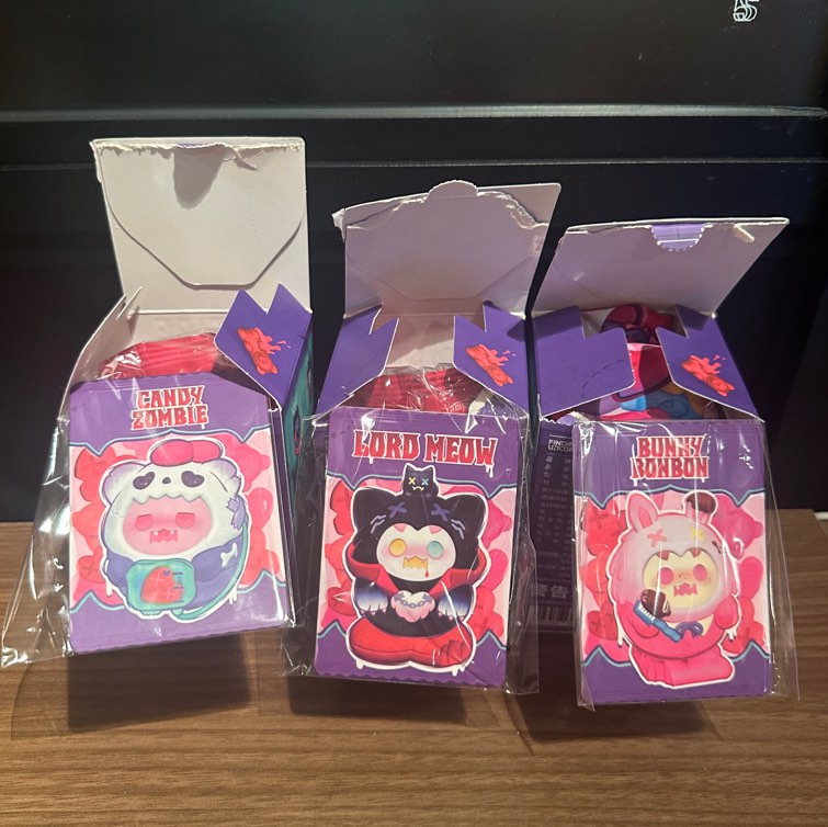 ShinWoo Vampire Candy Shop Blind Box, Hobbies & Toys, Memorabilia ...