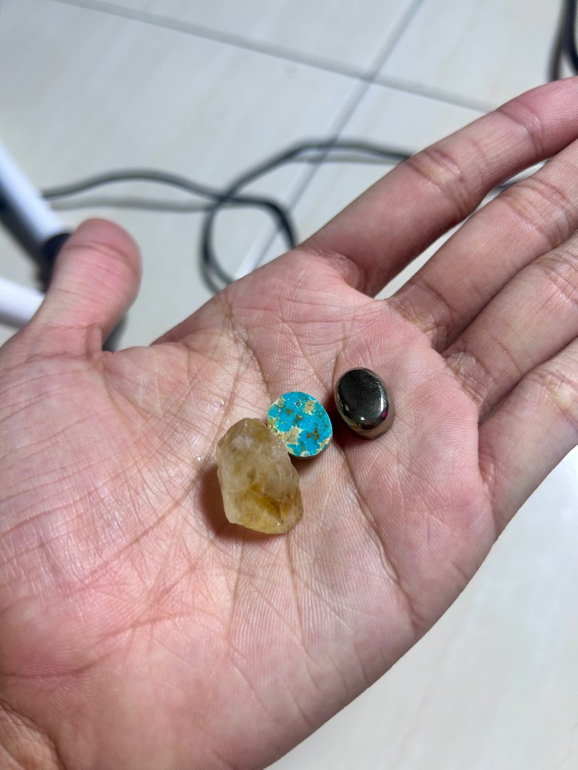 Batu Permata Besi Kuning // Pyrite, Women's Fashion, Jewelry ...