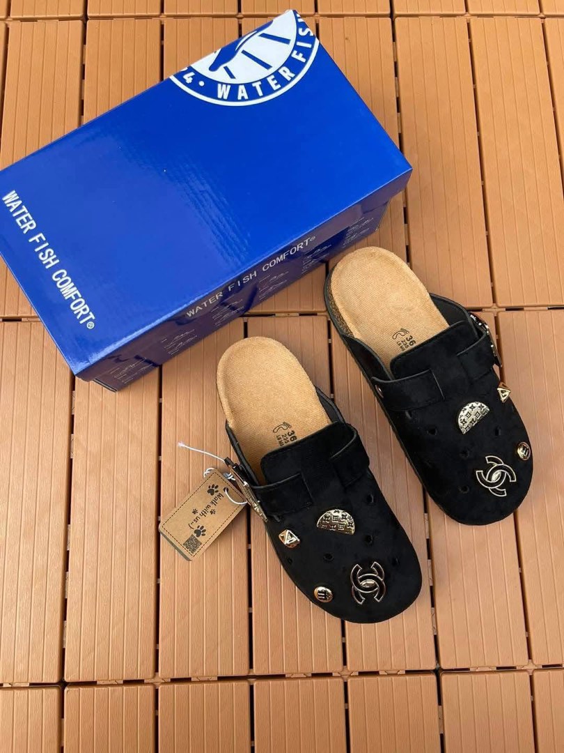 Birkenstock Clogs for Women (box and jbitz included), Women's Fashion ...