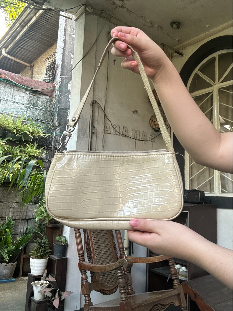 Cream Beige Baguette Bag / Shoulder Bag, Women's Fashion, Bags ...