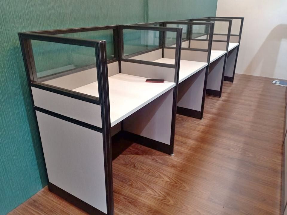 CUBICLE WORKSTATION OFFICE TABLE WITH GLASS, Furniture & Home Living ...