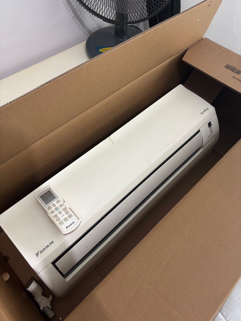 Daikin Ecoking 1.5hp, TV & Home Appliances, Air Conditioners & Heating ...