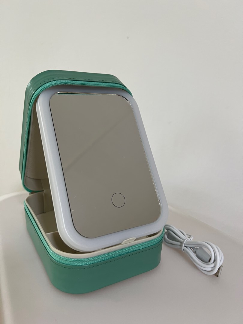 Foldable LED Light Mirror Make Up Box, Beauty & Personal Care, Face ...