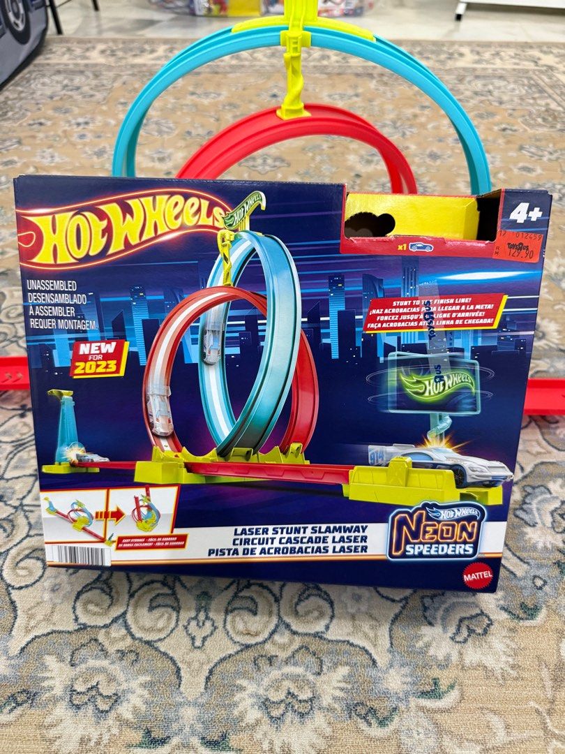 Hot wheels neon track, Hobbies & Toys, Toys & Games on Carousell