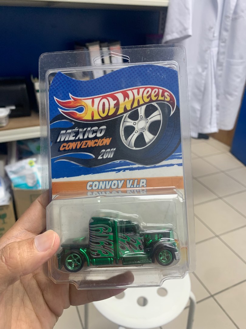 hotwheels custom convoy vip convention 7/30 rare, Hobbies & Toys, Toys ...