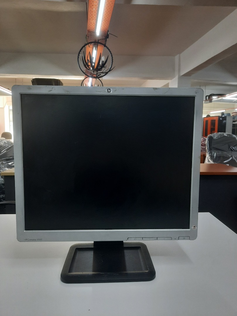 Monitor HP 19"inch Square, Computers & Tech, Office & Business ...