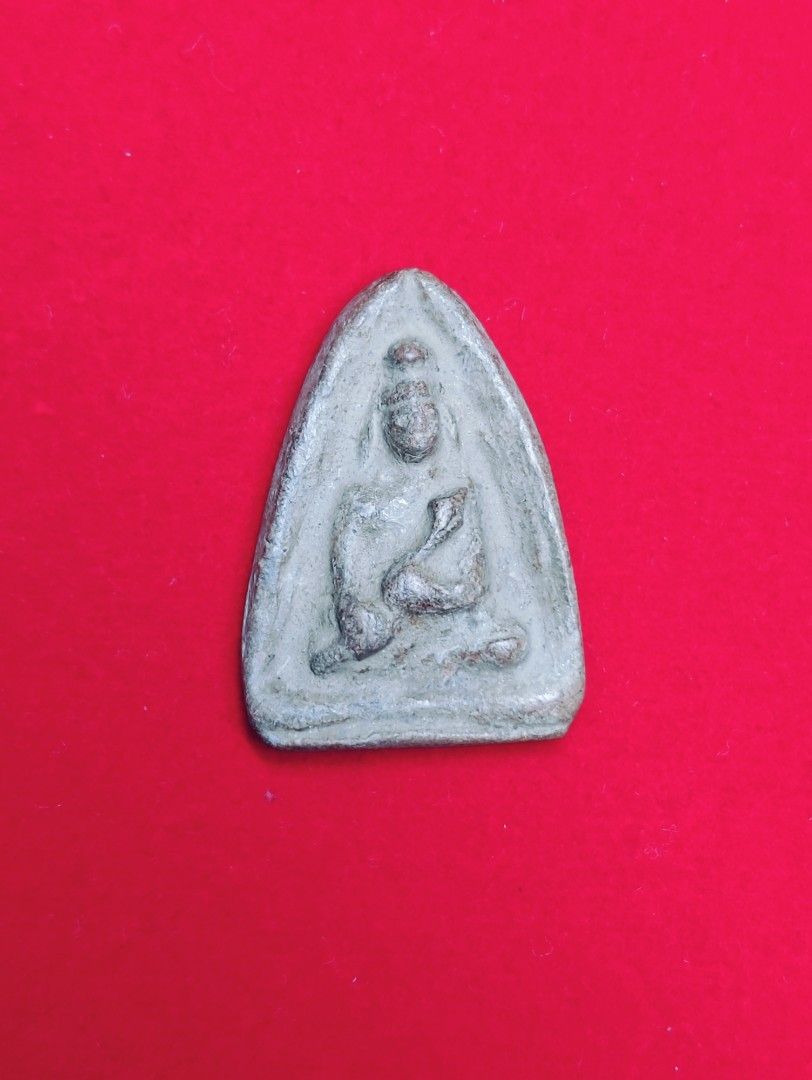 Phra Ruang BE 2500 LP Kuay, Hobbies & Toys, Memorabilia & Collectibles ...