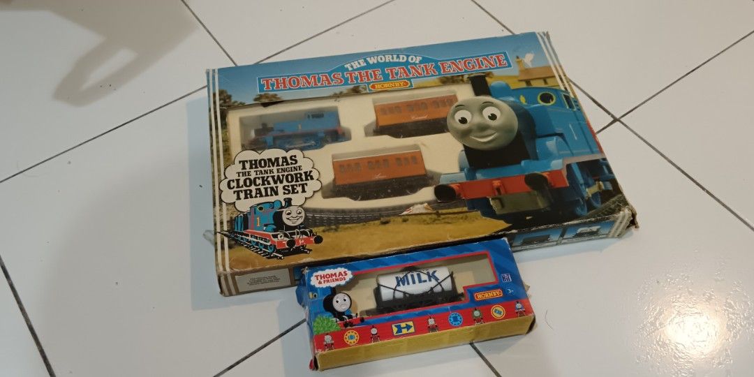RARE & ANTIQUE HORNBY CLOCKWORK THOMAS SET, Hobbies & Toys, Toys ...