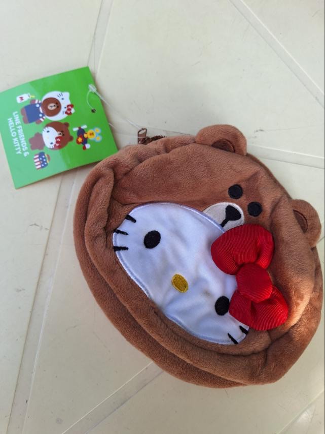 Sanrio hello kitty x line friends pouch (2 in a set), Women's Fashion ...