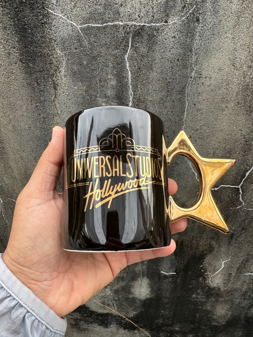 Universal Studio Hollywood Mug, Hobbies & Toys, Collectibles ...