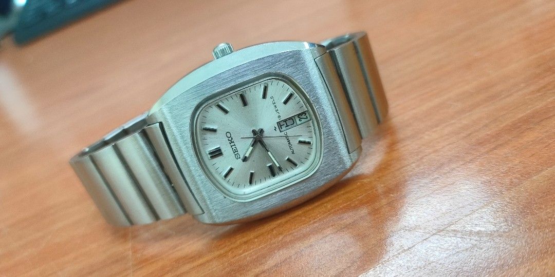 Vintage Rare Seiko square men automatic cal.7006, Men's Fashion ...